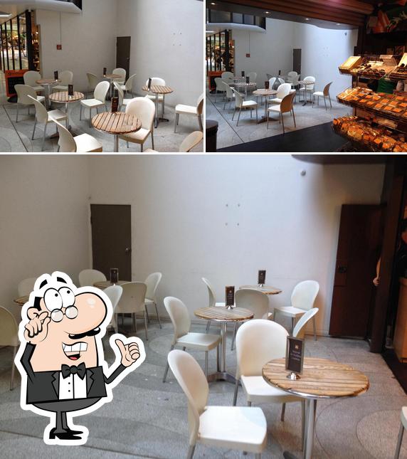 Wishbone - James Cook Arcade in Wellington - Restaurant menu and reviews