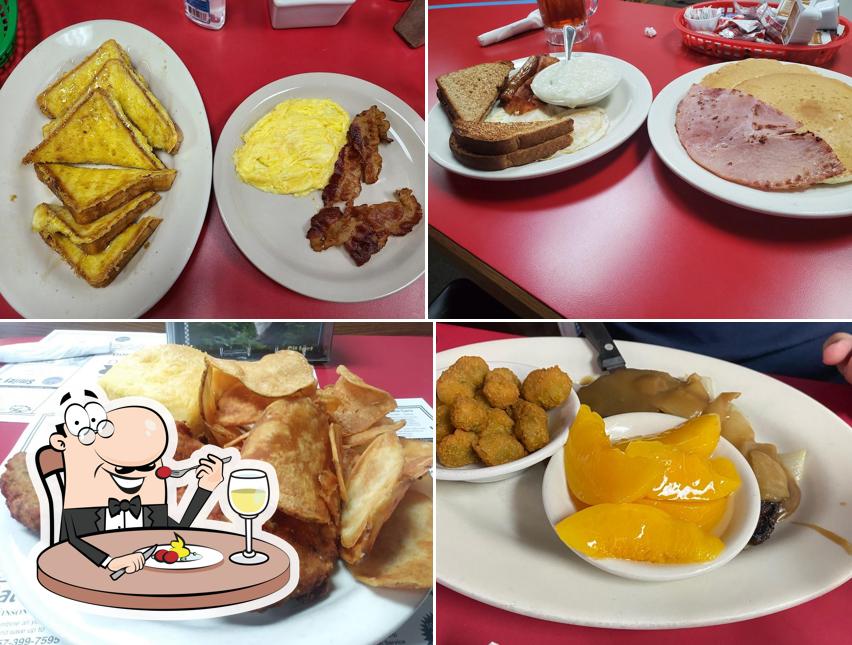 Hometown Diner in Portsmouth - Restaurant menu and reviews