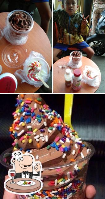 HAPPY ICE CREAM - Restaurant menu, prices and reviews