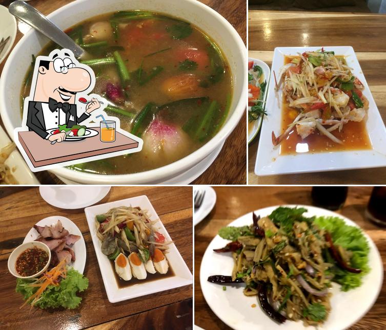 Zab Zab E-San Food & Bar, Bangkok - Restaurant menu, prices and reviews