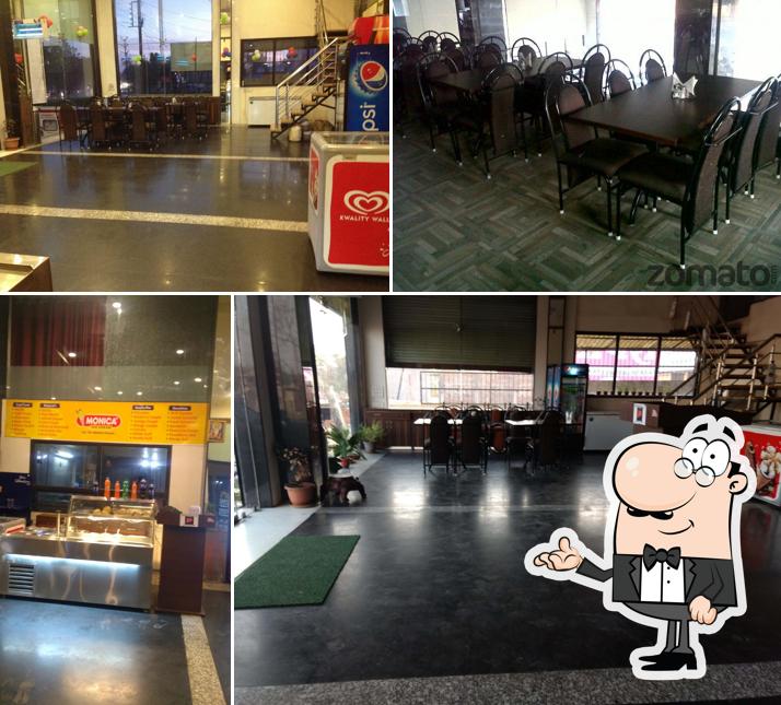 Hotel Monizza, Indore, 4-5 Aadarsh Nagar Society Opp. Tower Gulkand ...