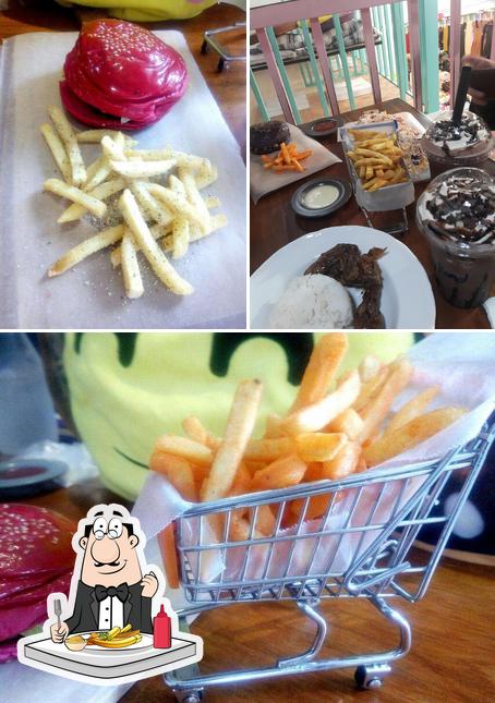 S.M.Y Noshery cafe, Manila - Restaurant menu and reviews