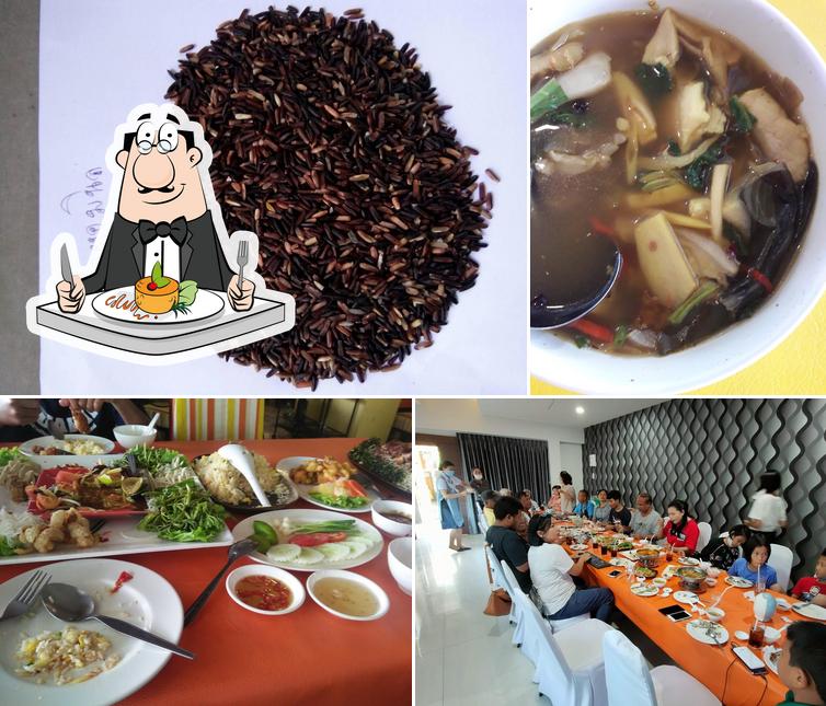 Emerald Restaurant, Nai Mueang - Restaurant menu, prices and reviews