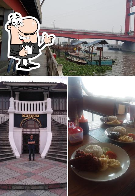 Dermaga point Benteng Kuto Besak restaurant, Palembang - Restaurant reviews