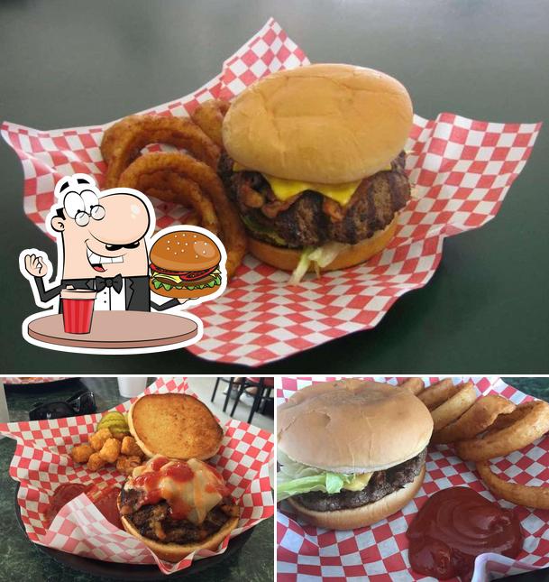 Fat Burger, 1801 Texas Ave in Bryan - Restaurant menu and reviews