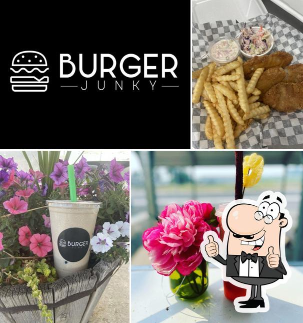 Burger Junky in Royal City - Restaurant menu and reviews