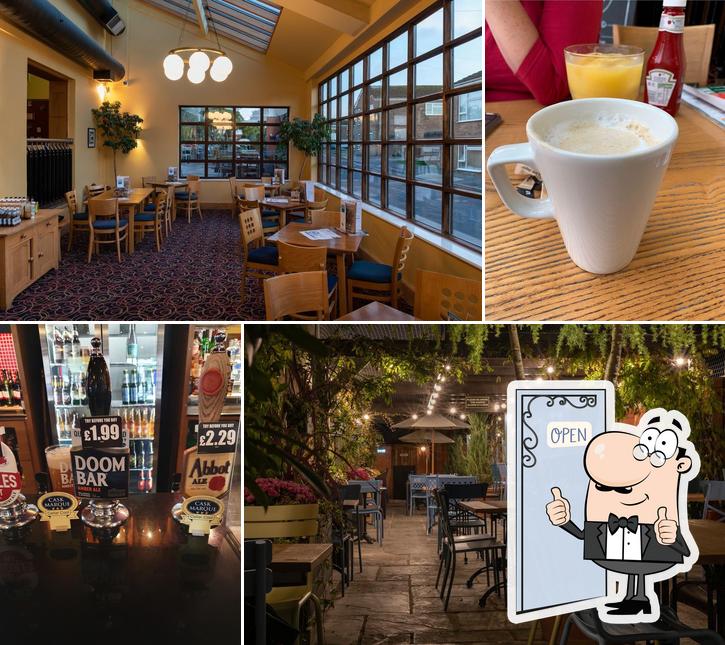 The Cerdic - JD Wetherspoon in Chard - Restaurant menu and reviews