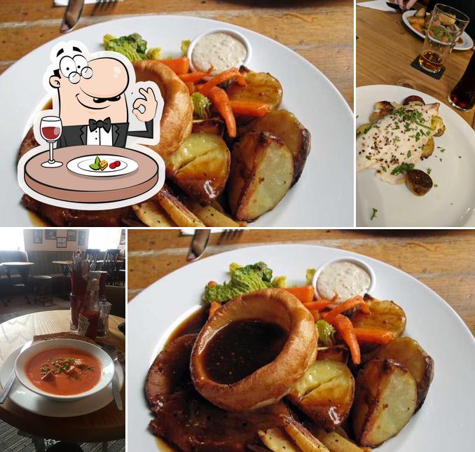 The Cross Keys Inn, 2 West St in King's Cliffe - Restaurant menu and ...
