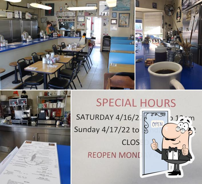 Penguin Cafe in Laguna Beach - Restaurant menu and reviews