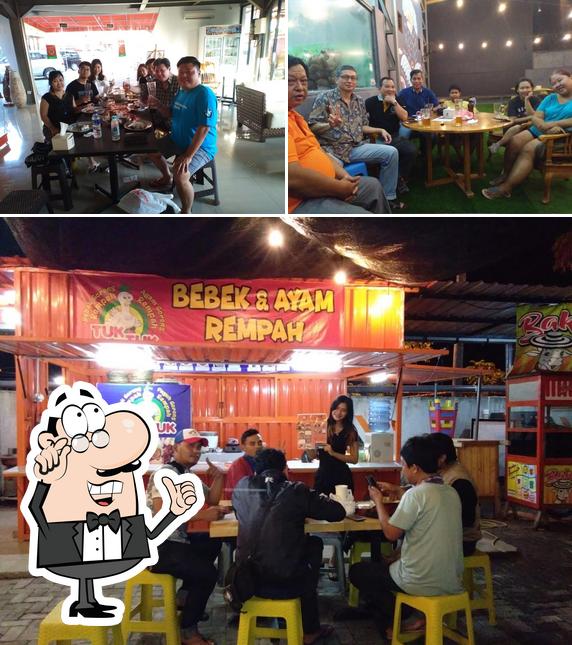 Bali Betjik Food Court restaurant, Mengwi, Jl. Dewi Sri I No.99-75 ...