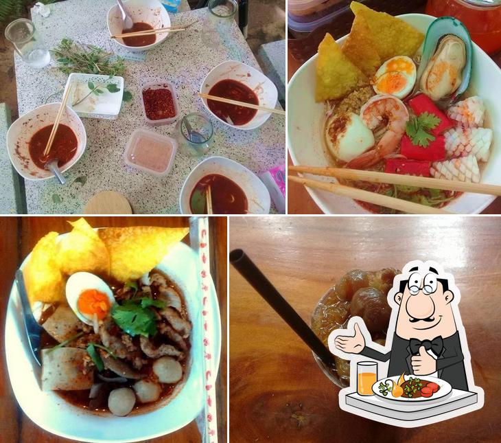 ก๋วยเตี๋ยวบั้งไฟ, Lum Phuk - Menú del restaurante, precios y reseñas