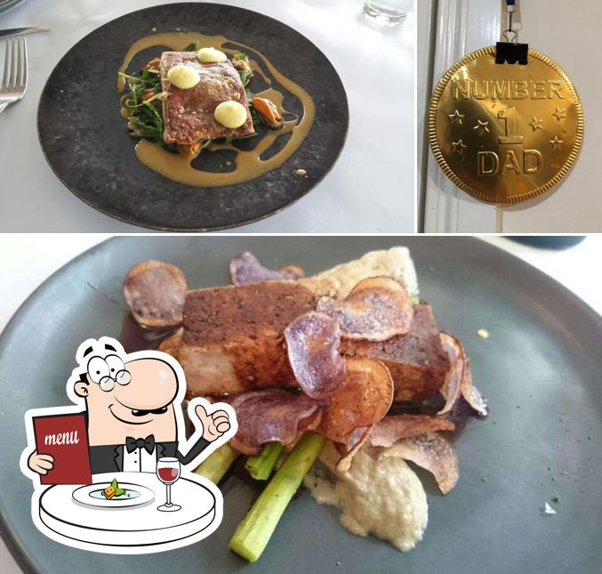 Max's Restaurant in Red Hill South - Restaurant menu and reviews