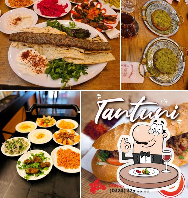 Reynas Odun Ateşinde Döner & Tantuni, Mersin - Restaurant reviews