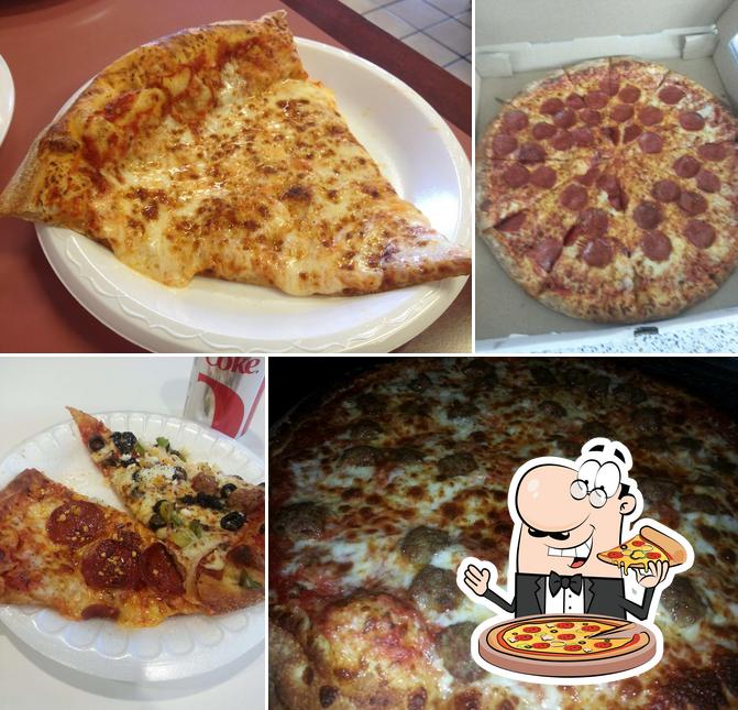 Chariot Pizza, 1835 S Alvernon Way #207 in Tucson - Restaurant menu and ...