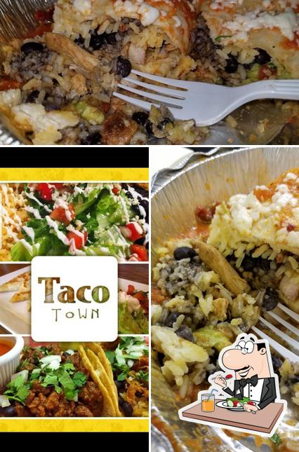 Taco Town, 110 Smithfield St in Pittsburgh - Restaurant menu and reviews