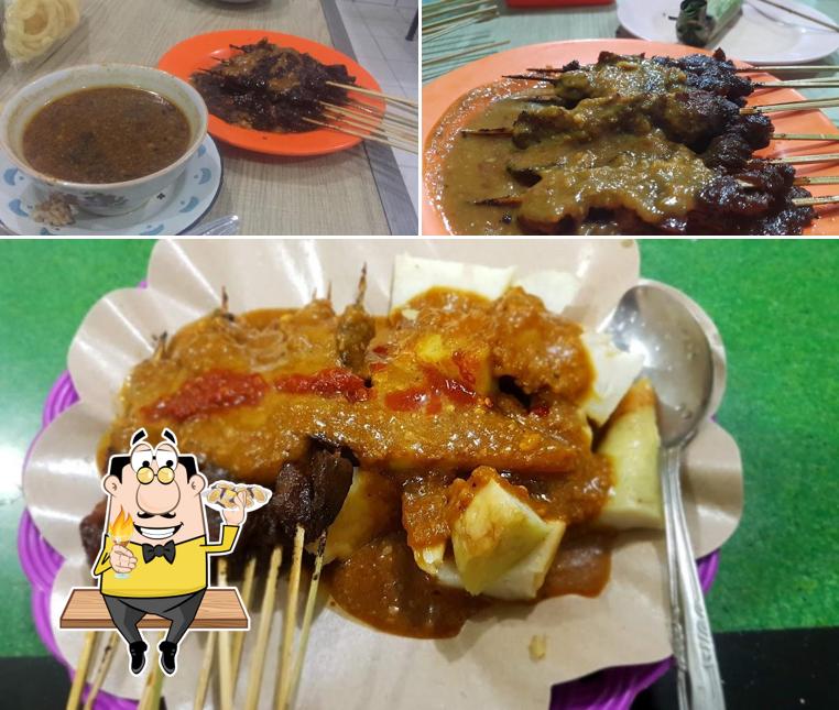 Sate Gunung Merapi H. Sangkala restaurant, Makassar, Jl. S. Poso No.1 ...