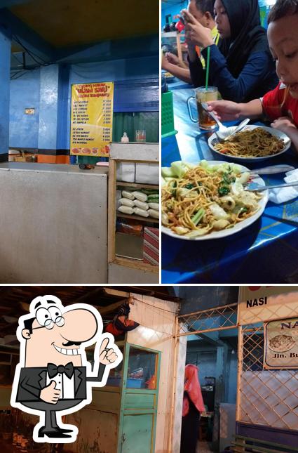 Nasi & Mie Goreng Ulam Sari restaurant, Cilacap - Restaurant reviews