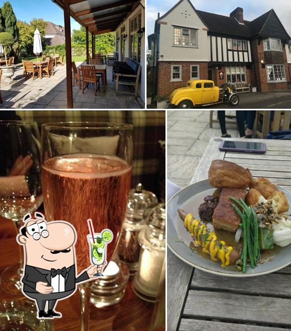 The Three Oaks, Austenwood Ln in Gerrards Cross - Restaurant menu and ...