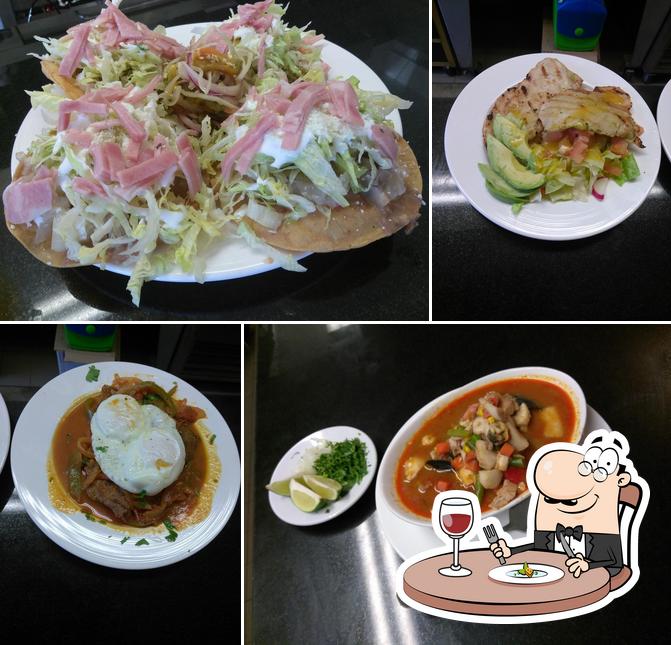 El Trio, New York City - Restaurant menu, prices and reviews