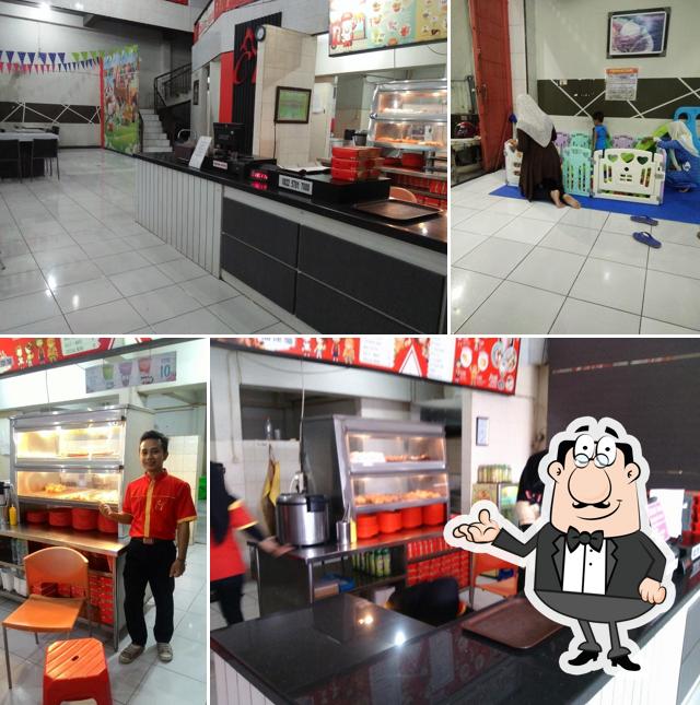 Chicken Mania restaurant, Surabaya, Jl. Rungkut Asri Tengah No.12 ...
