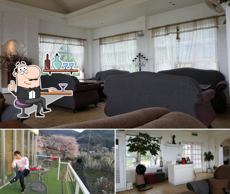 White Windmill restaurant, Sacheon-si - Restaurant reviews