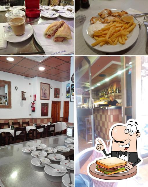 Café Bar Hermanos Ramirez, Málaga - Menú del restaurante, precios y reseñas