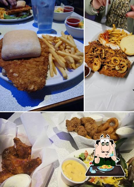 Firehouse Saloon & Grill, 1202 19th St in Eldora - Restaurant reviews