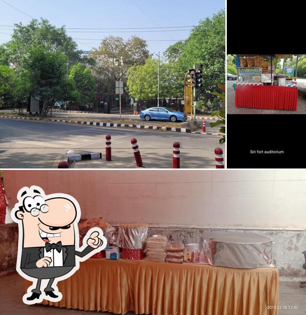 Raju chat corner (old shop), New Delhi - Restaurant menu, prices and ...