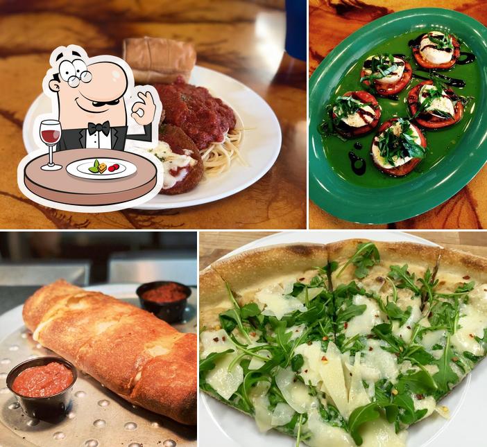 Max's Italian Restaurant & Pizzeria, 1712 N Croatan Hwy in Kill Devil ...