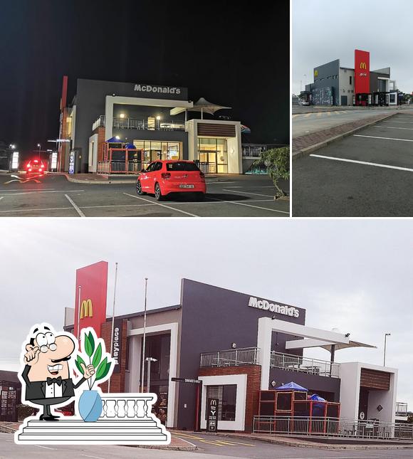 McDonald's Beacon Bay Drive-Thru restaurant, East London, Retail Park ...