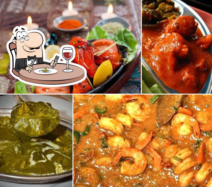 Hamilton Curry Bowl in Hamilton - Restaurant menu and reviews