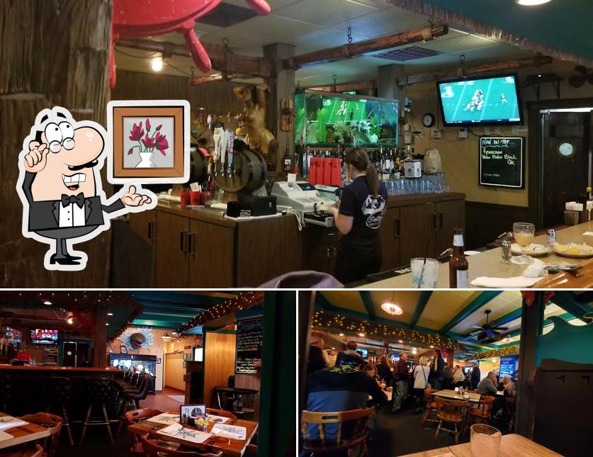 Salty's Seafood & Spirits, Fond du Lac - Restaurant menu, prices and ...