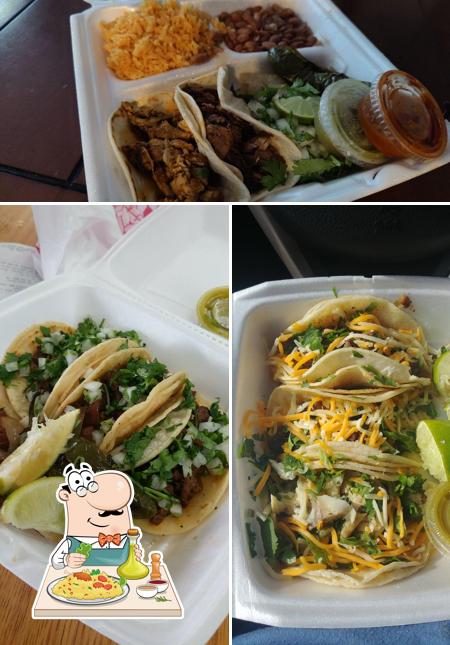 Taco Hut in Lewisville - Restaurant menu and reviews