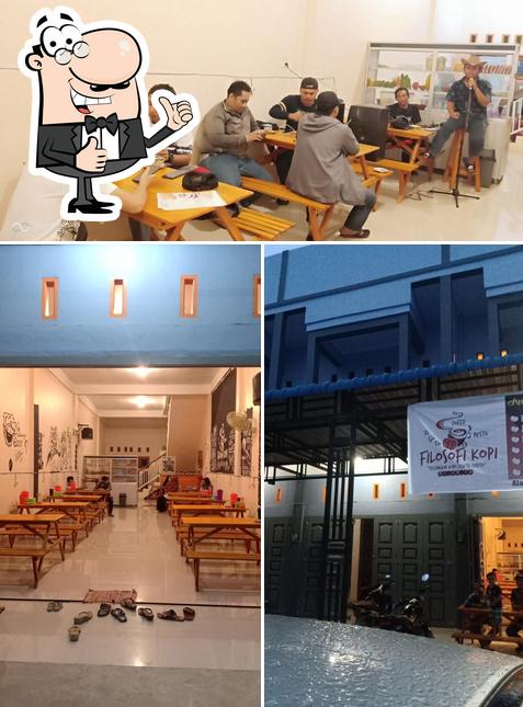 filosofi kopi cafe, Balam Sempurna - Restaurant reviews
