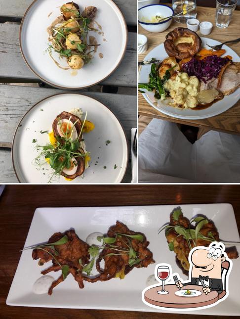 Halsetown Inn in Saint Ives - Restaurant menu and reviews