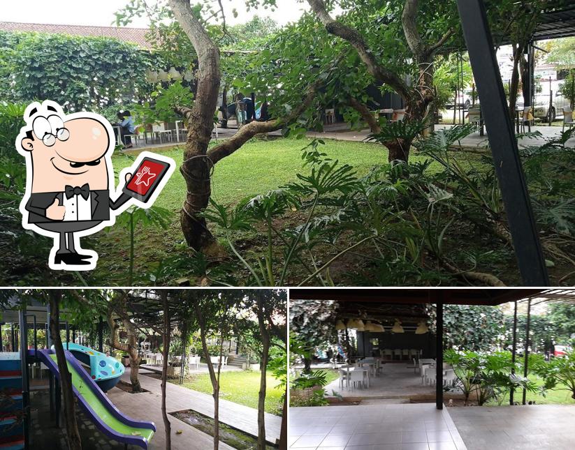 Red Chili Restaurant, Purwokerto - Restaurant reviews