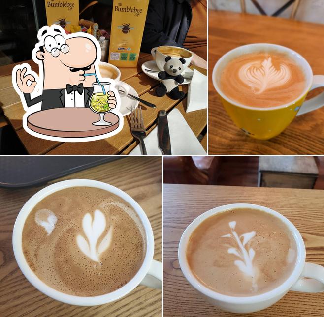 The Bumblebee Cafe in Rowlands Castle - Restaurant menu and reviews