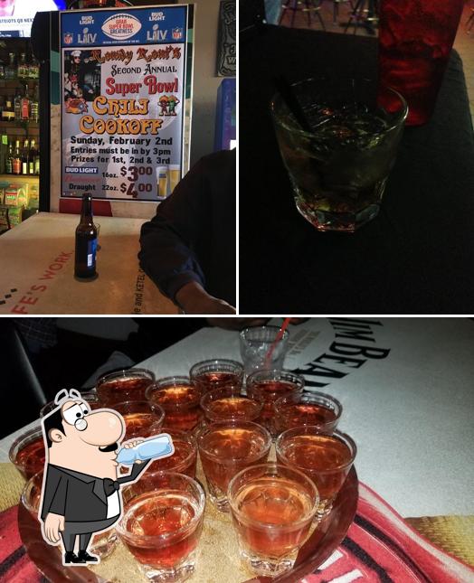 Front Row Sports Bar, Columbus - Restaurant menu, prices and reviews