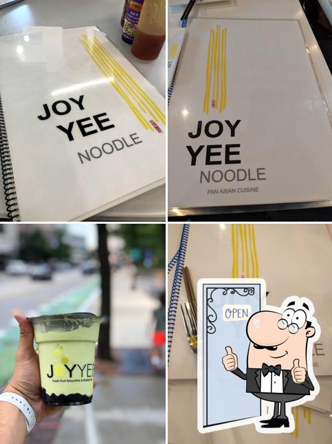 Joy Yee Noodle, 533 Davis St in Evanston - Restaurant menu and reviews