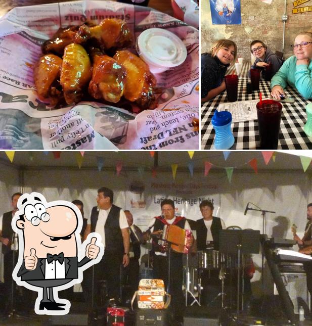 Flying Cow Burger &Wing Co. in Pittsburg - Restaurant menu and reviews