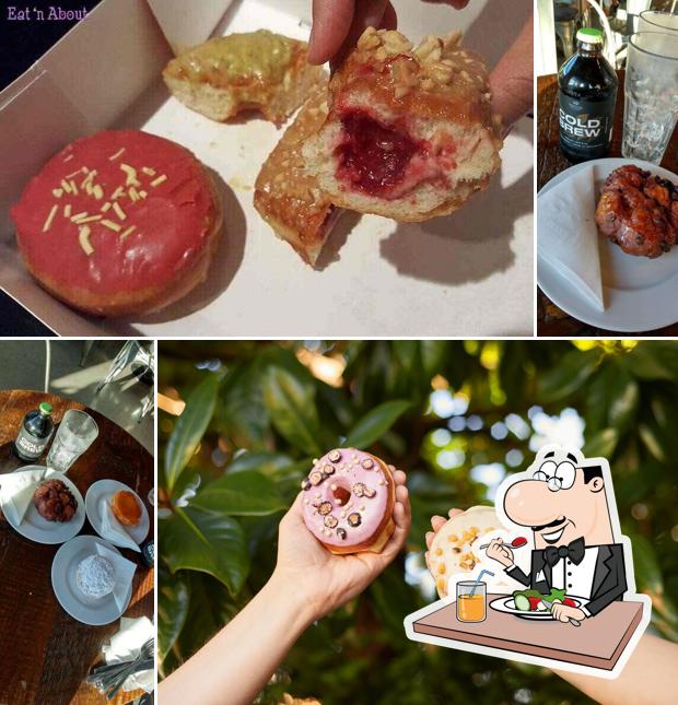 49th Parallel Café & Lucky's Doughnuts - Main Street, Vancouver ...