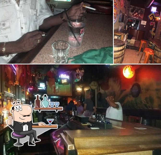On the Rocks Bar in Miami Beach - Restaurant reviews