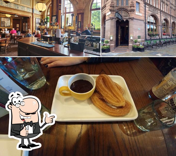 Tiles Bar in Edinburgh - Restaurant menu and reviews