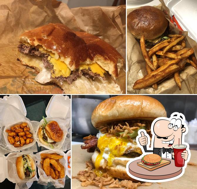 The Fatty Patty-Downtown Truck, 221 E Juneau Ave in Milwaukee ...