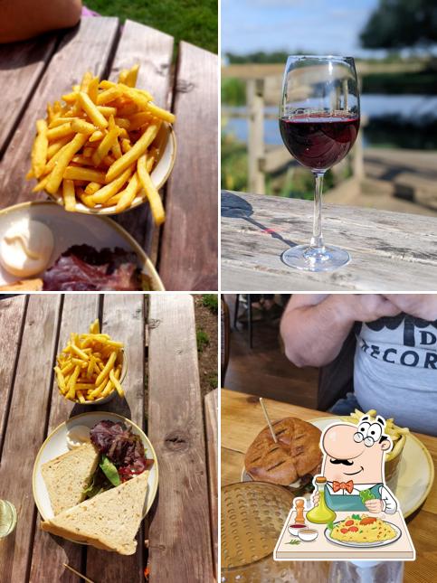 The Henny Swan, Henny Rd in Sudbury - Restaurant menu and reviews