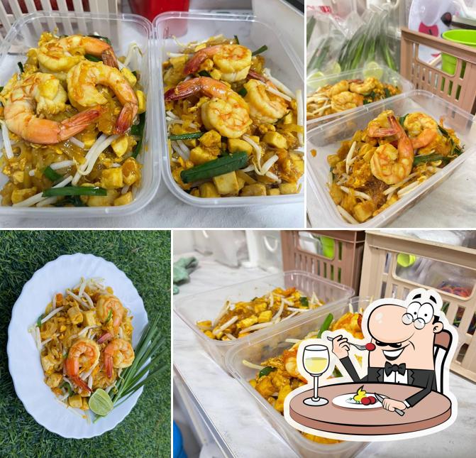Restaurante ผัดไทนายอิ่ม by Aimboon Shop, Lat Sawai - Opiniones del restaurante