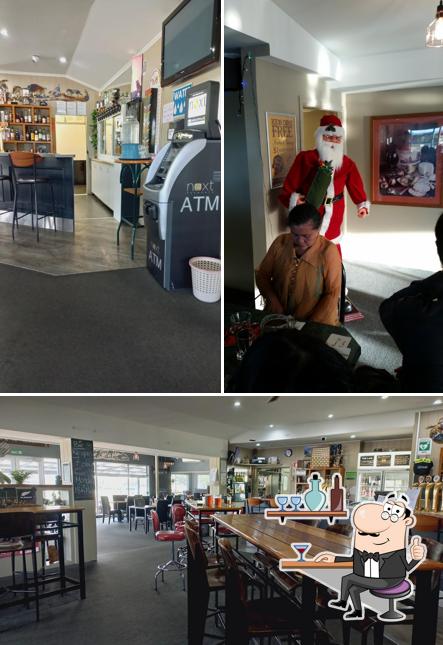 Pineacres Restaurant & Bar, Kaiapoi - Restaurant menu, prices and reviews