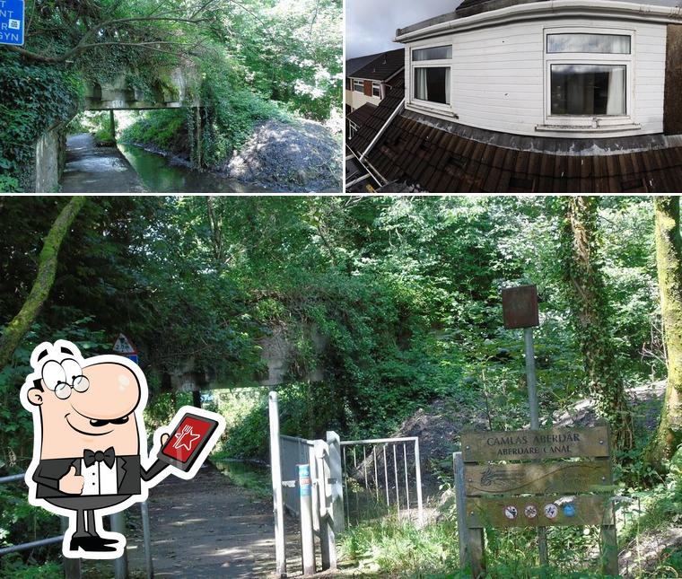 The Ynyscynon Inn, Aberdare - Restaurant menu, prices and reviews