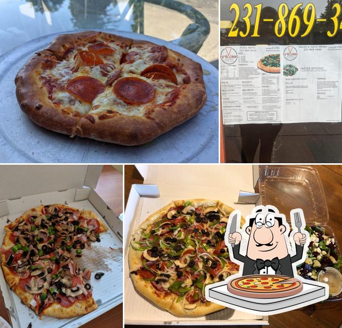 Sunshine Pizza in Pentwater - Restaurant reviews