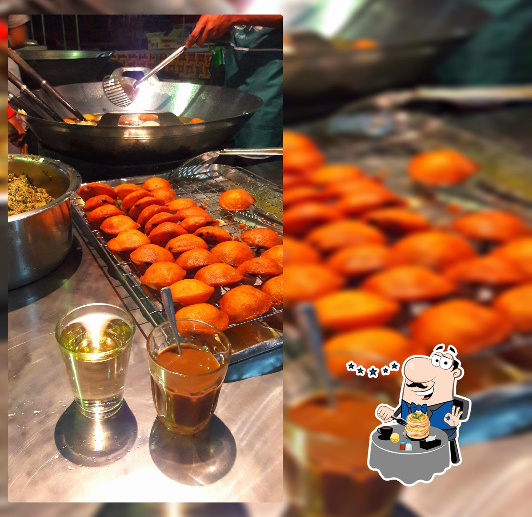 Restaurante ขนมหวักทอดเจ๊ติ๊กตลาดทุ่งสง, Chamai - Opiniones del restaurante
